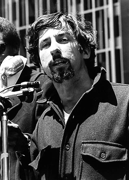 TheNewVerse.News : ODE TO TOM HAYDEN (1939-2016)
