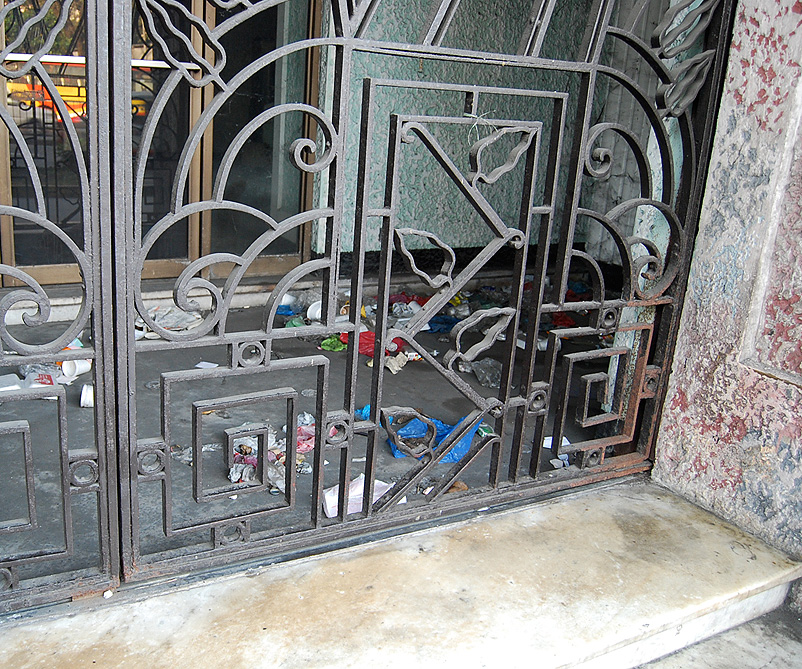 The Yellow Bar by John Falch: Sites in the Book: The Metropolitan Theater