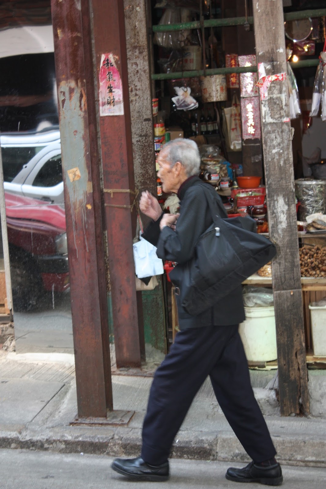LADYMACARON20TEN: Wing Woo Grocery Store, Wellington Street Central ...