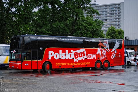 The Lithuanian Observer: Polski Bus