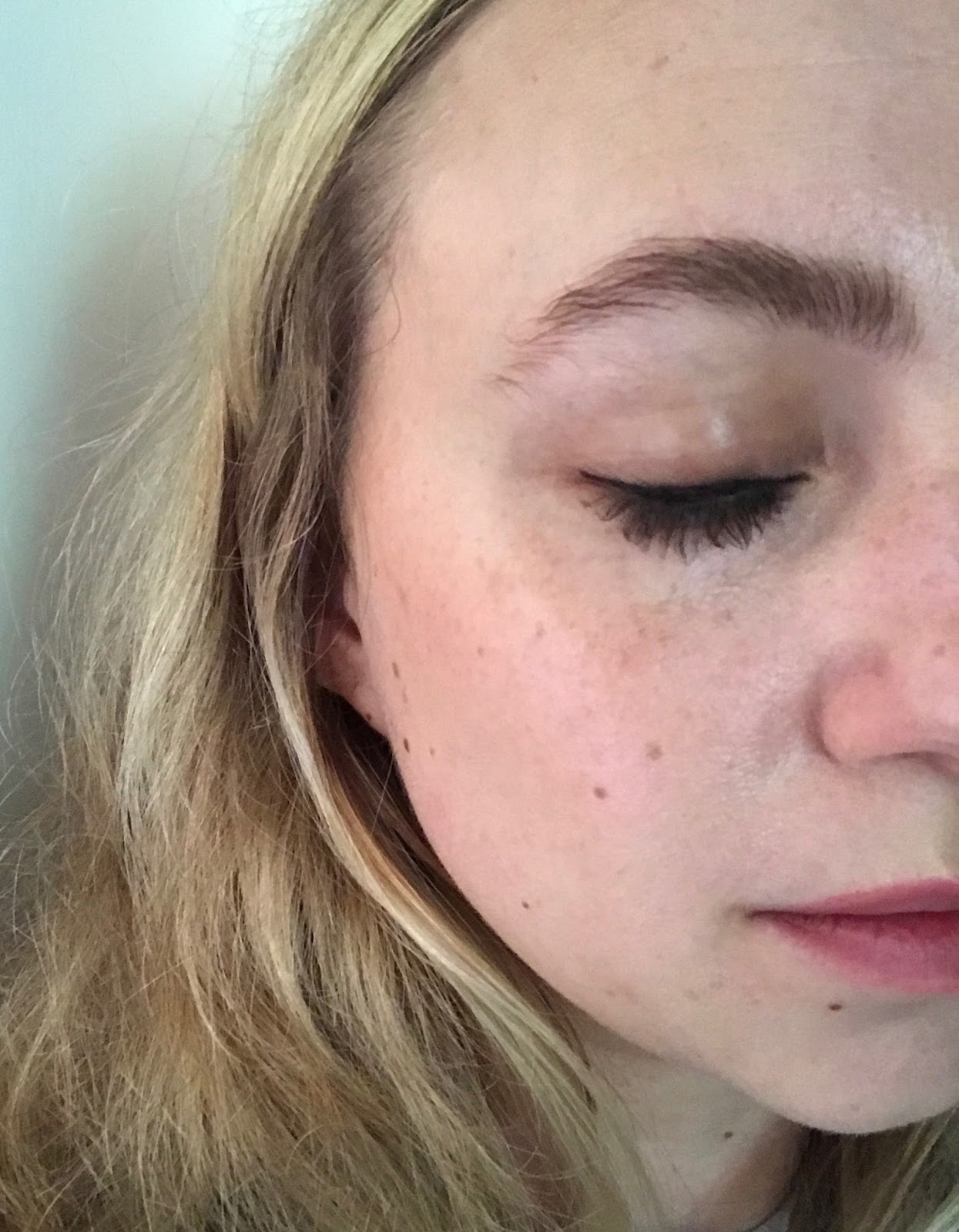 worth the hype? glossier boy brow review — coffee spoons