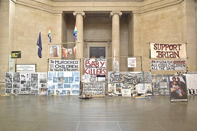 Malaised: Top 10 Contemporary Political Artists: 2, Mark Wallinger