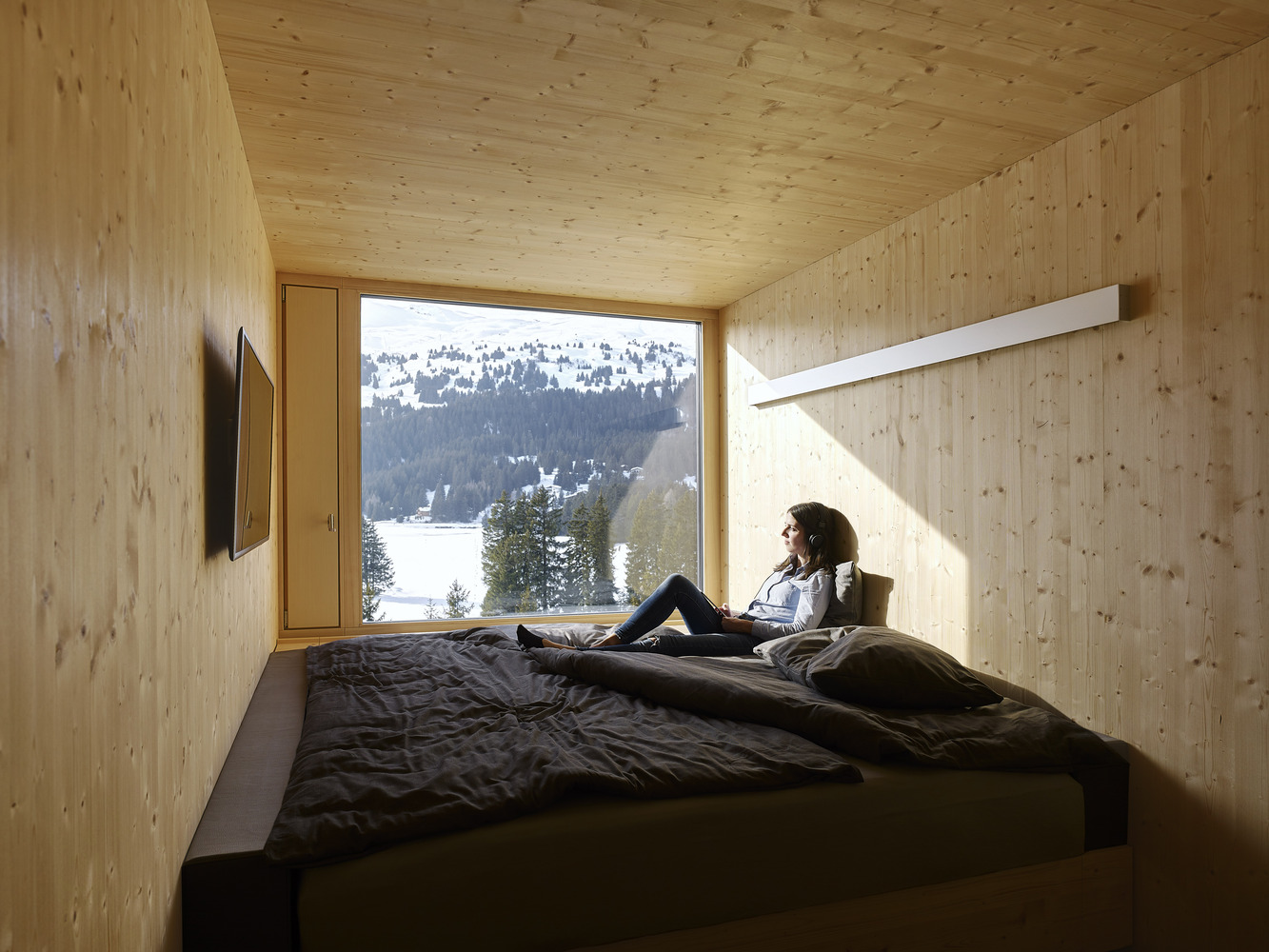 Hotel Revier - Simple and Luxury Modular Hotel in Switzerland: Prefab ...