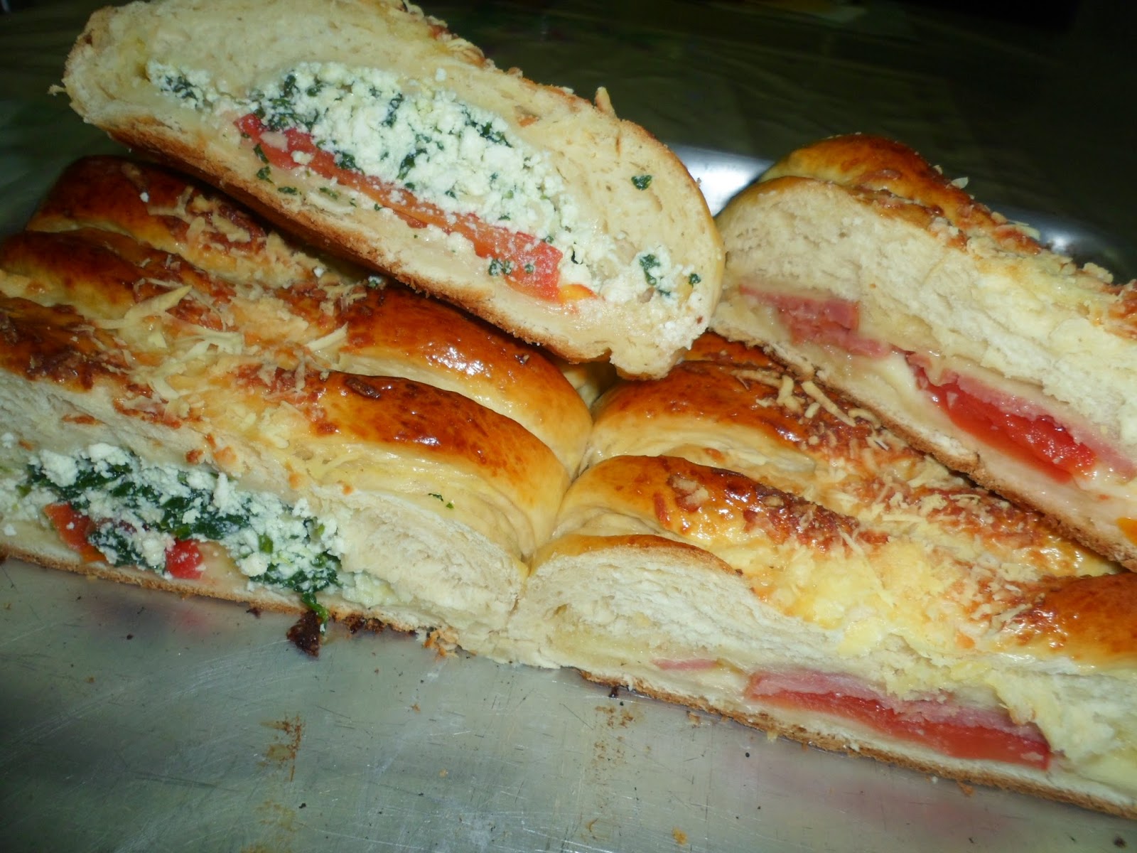 RECEITAS TESTADAS POR MIM...: PÃO CATARINA SALGADO