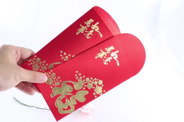 4 Hal Penting Dalam Tradisi Amplop Angpao Pernikahan - Bingkai Banua