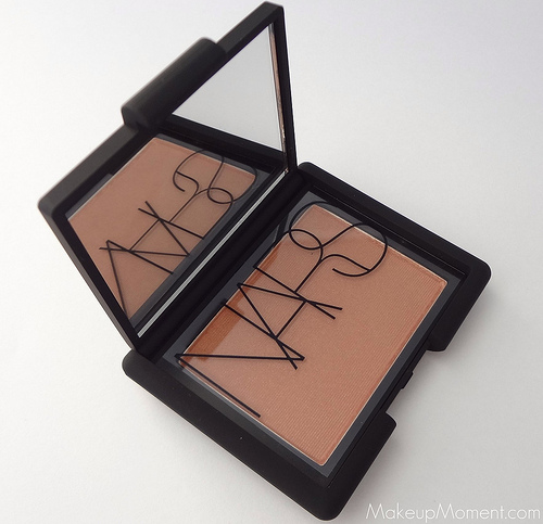 NARS Luster Blush - Makeup Moment