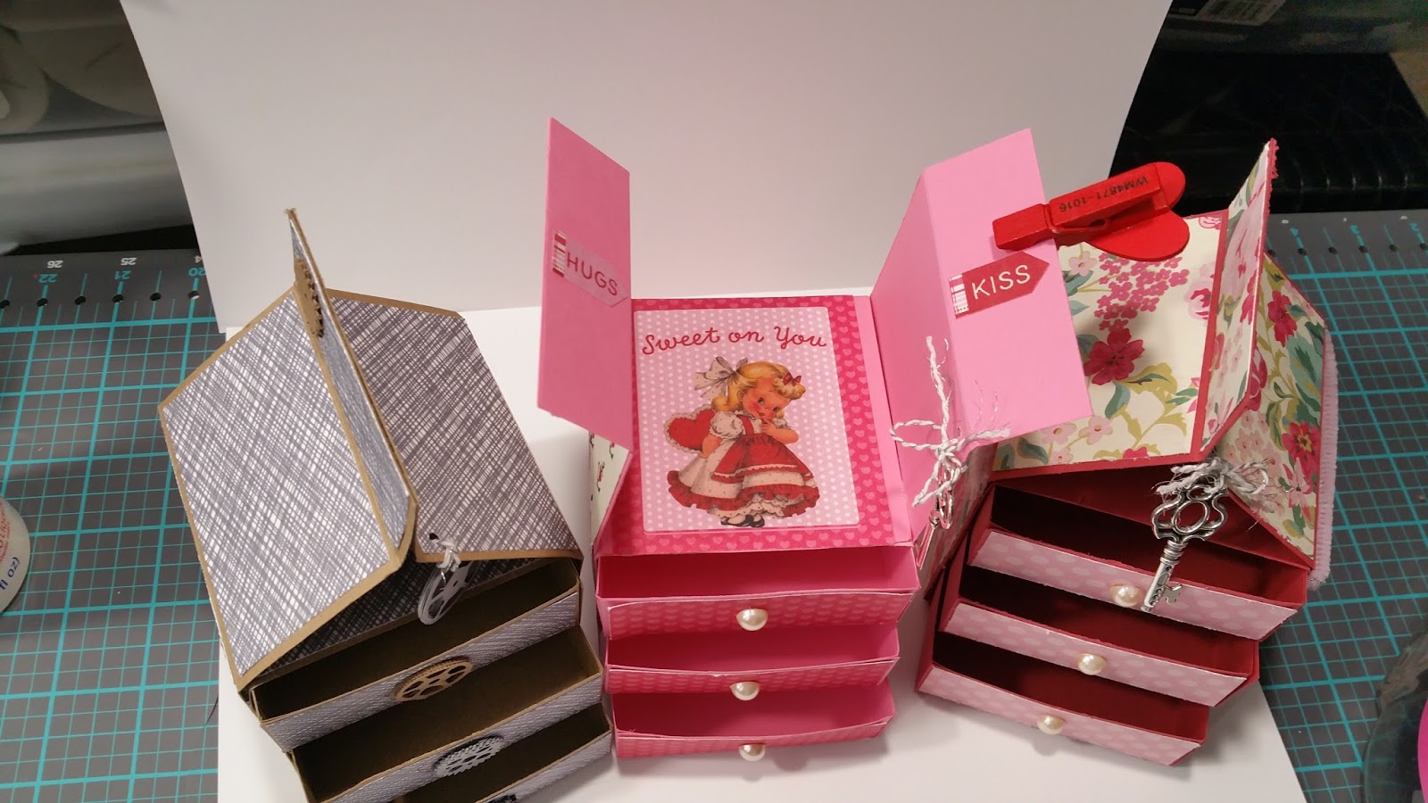 My Little Creativity Spot: Carry Stack Box with written tutorial