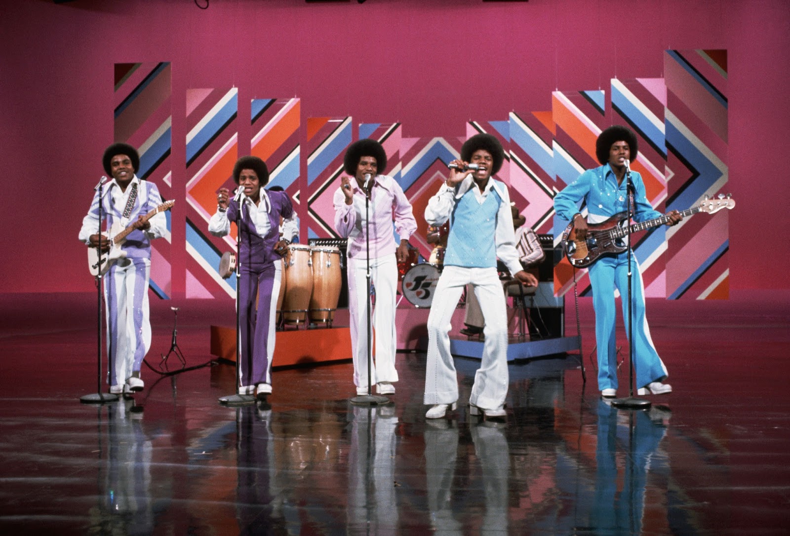 Michael Jackson & Jackson 5 Performing on Soul Train 1973