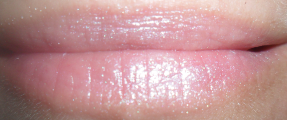 KANANI ~ the beautiful one: Softlips and giveaways!