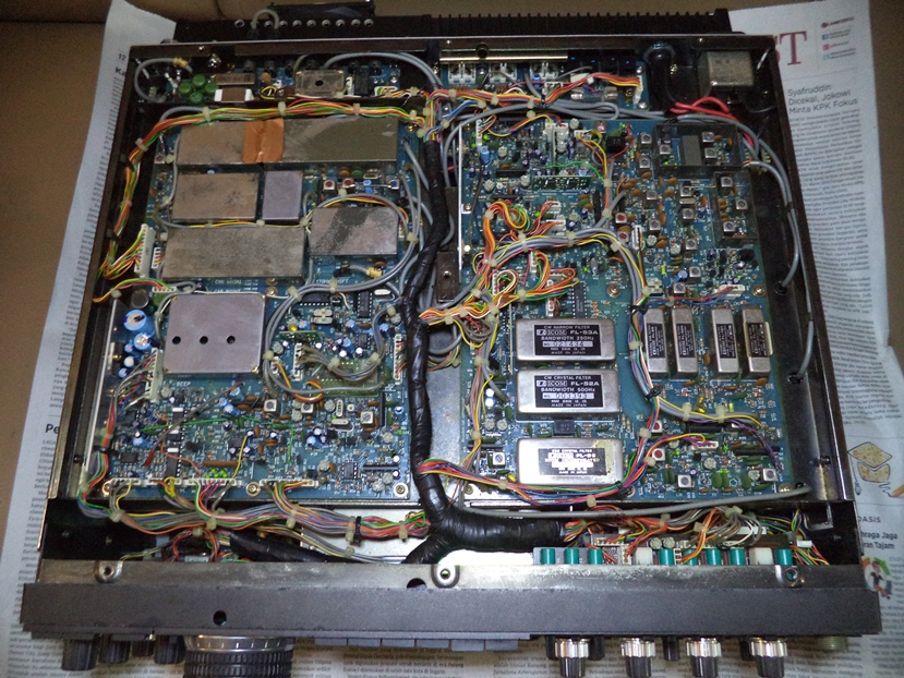 MEDAN RADIO: Icom IC-781 (terjual)