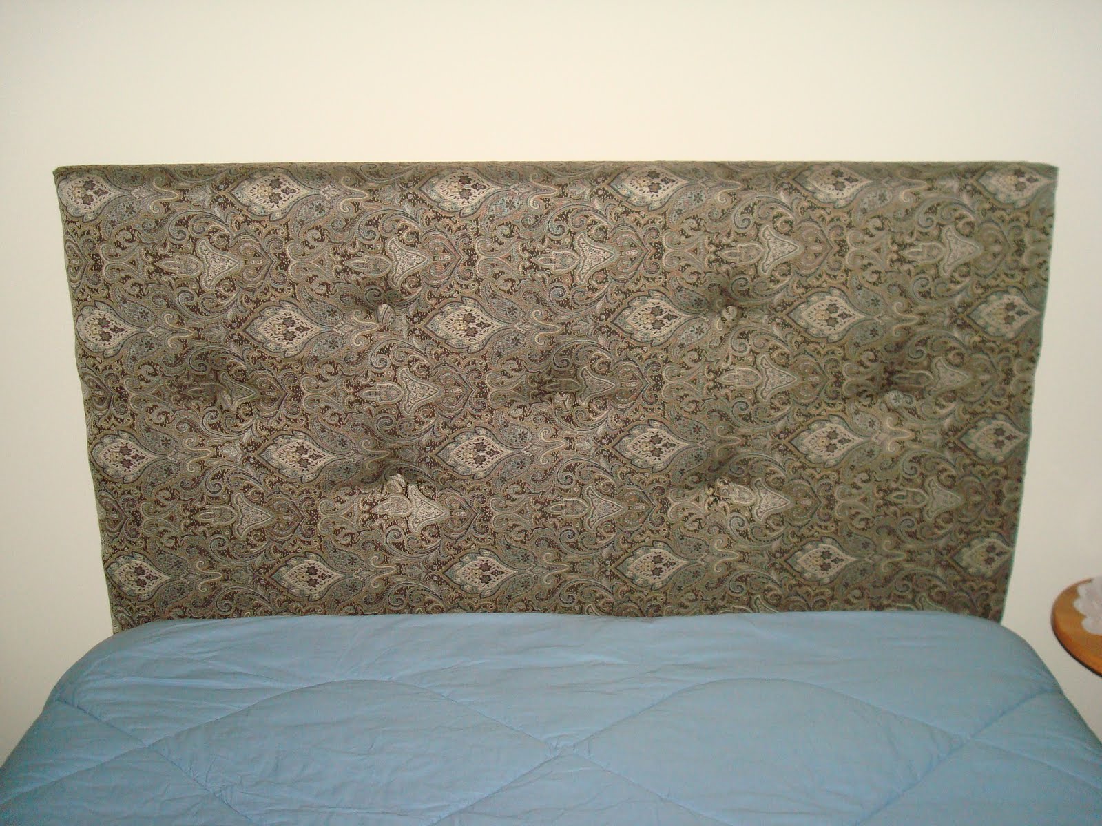 A day in the life of Preachmans Wife: Customized Headboard