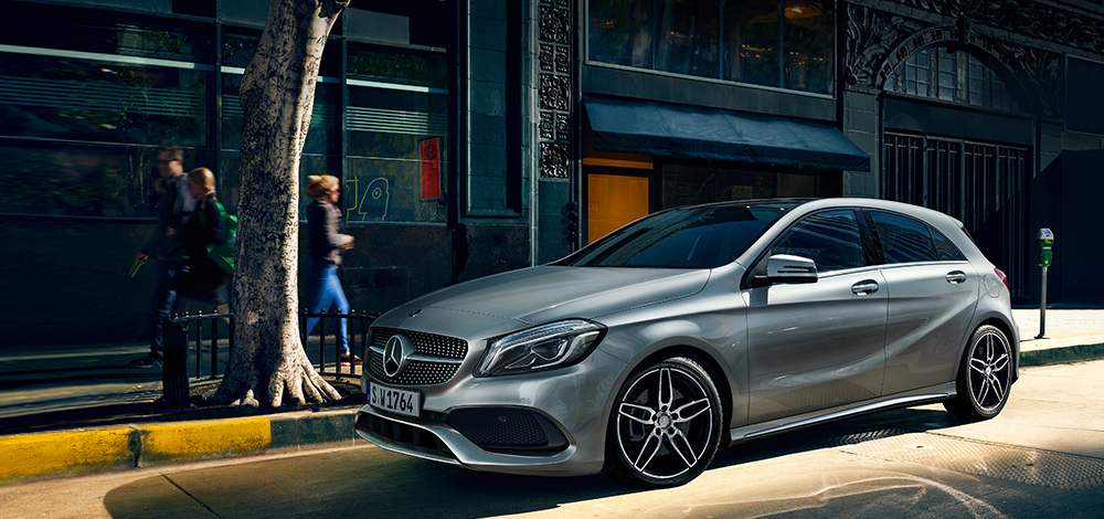 Trabajo sobre la empresa Mercedes-Benz: Vehículos en promoción: