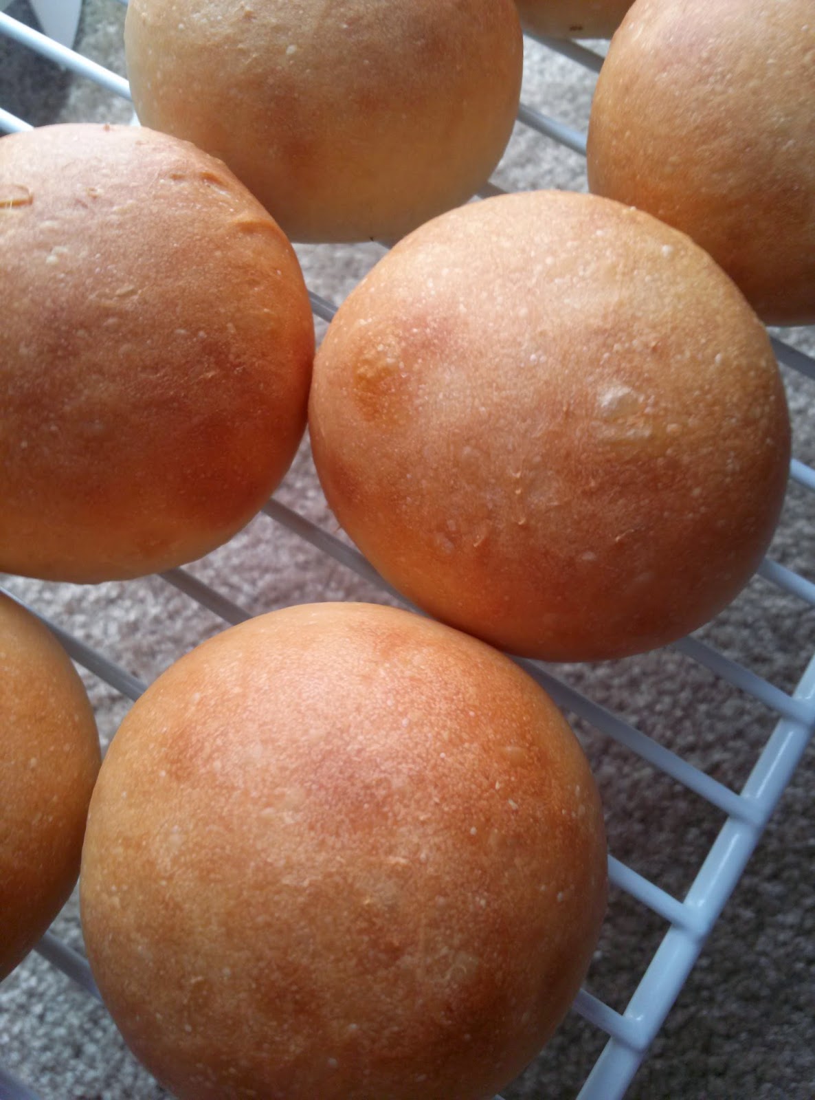 bread and original yeast: petite rolls