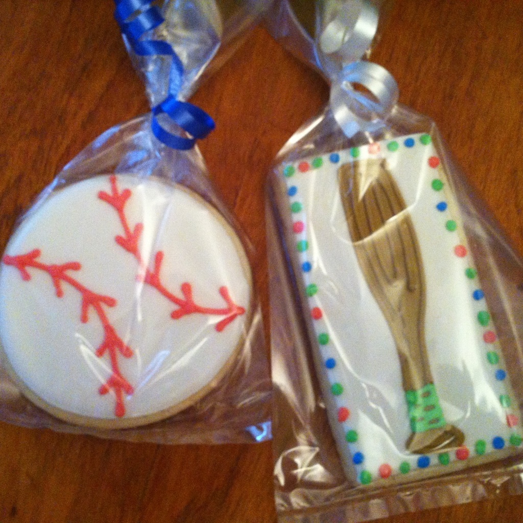 Kt's Confections: Baseball Cookies