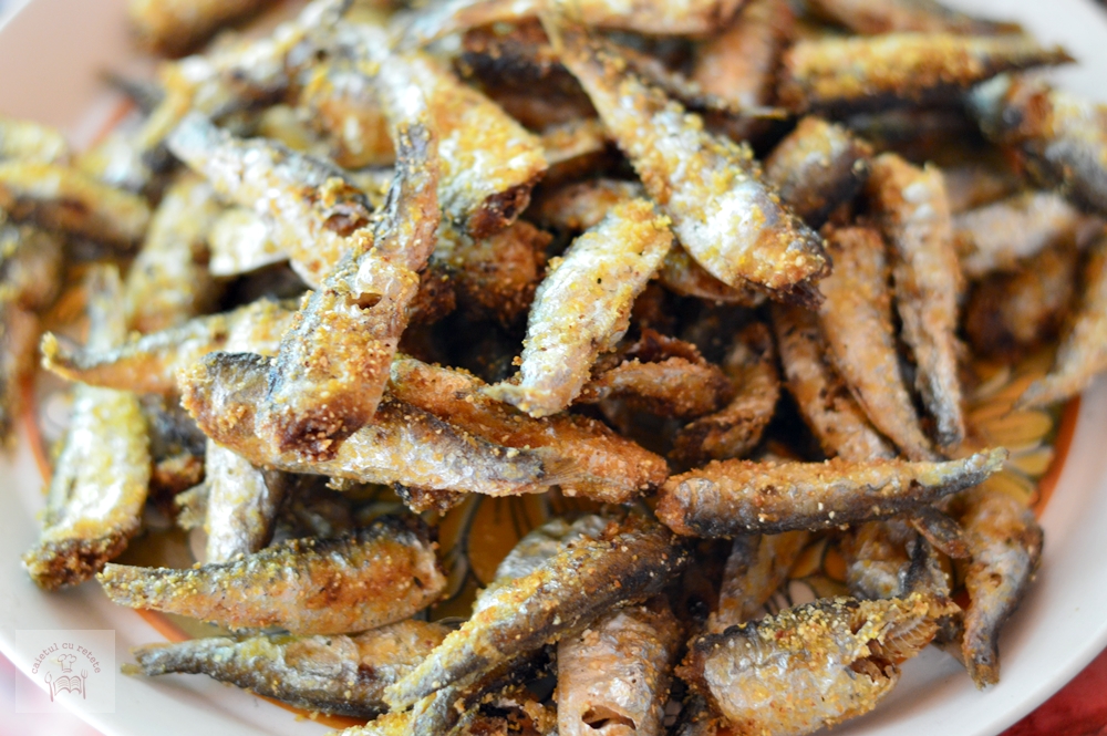 Sprot prajit (Hamsii prajite) - CAIETUL CU RETETE