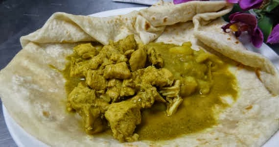 Roti Hut Scarborough, Caribbean Food Restaurant, Toronto, ON