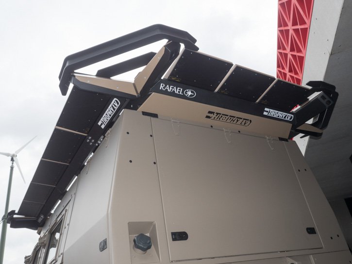 Orbis Defense Blog: LMV-2: Light but Stronger – Iveco Upgrades the ...