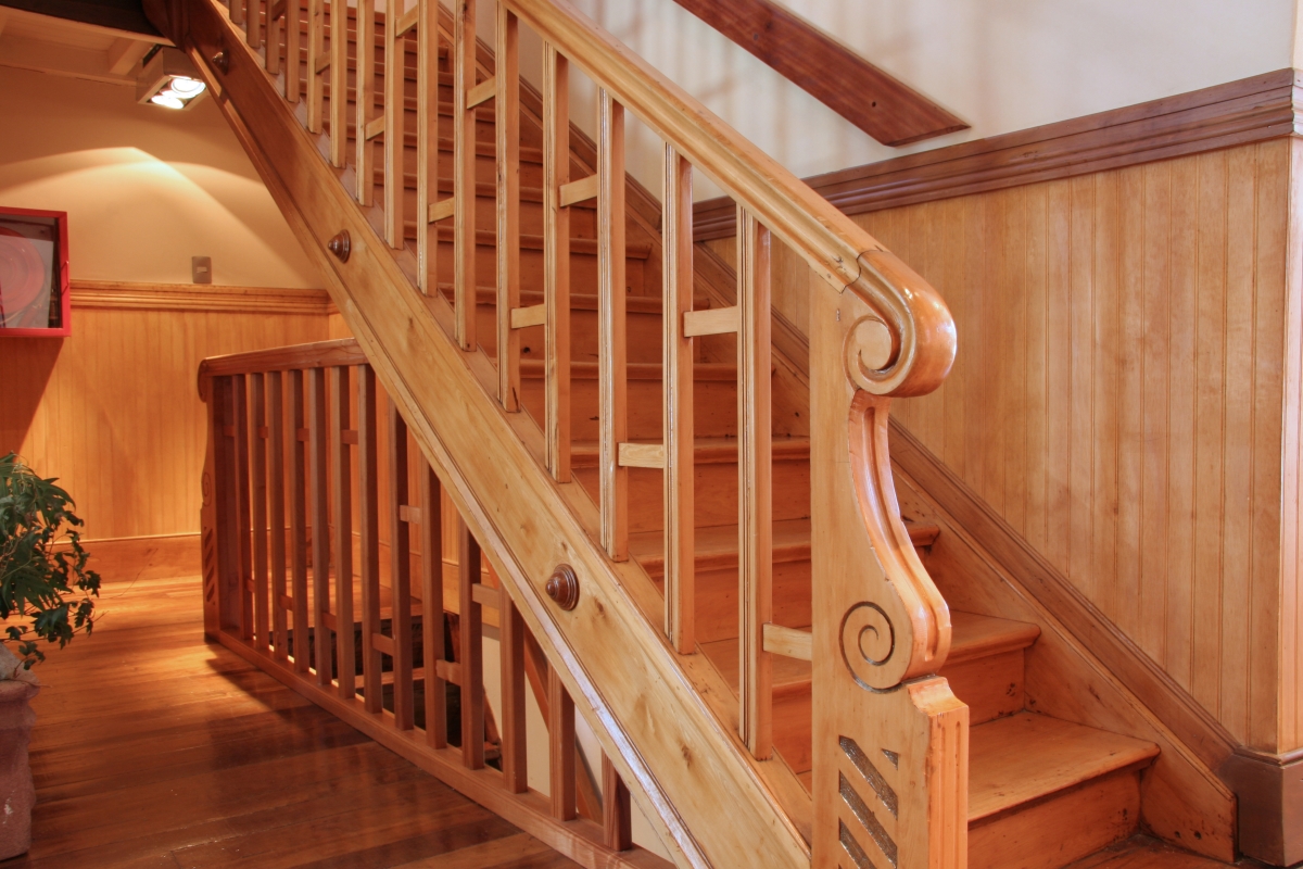 Second Generation Wood Stairs: How to maintain and refurbish wood stairs