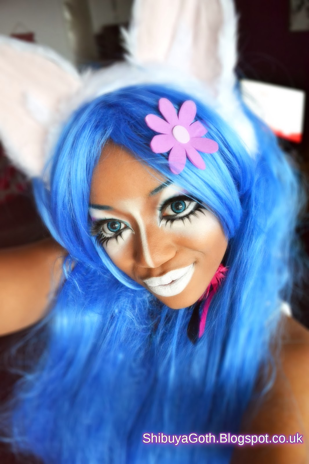 ☆Kyou Kitsune★: Manba Makeup Tutorial!
