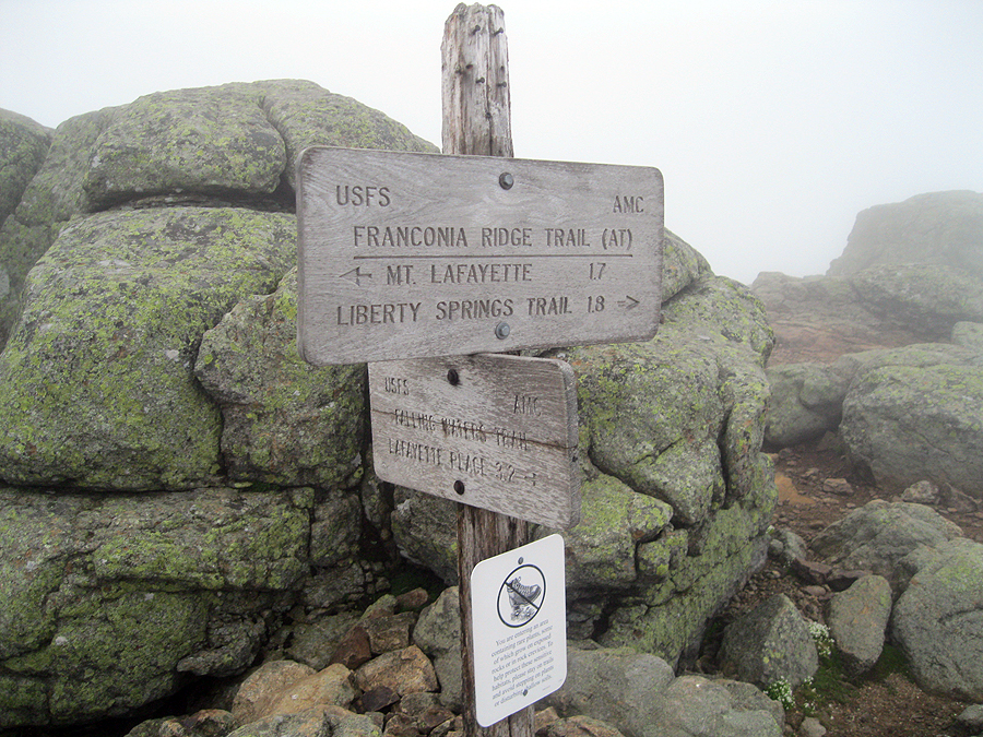 Hiking in the White Mountains: Pemi Loop: Half Run / Half Hike