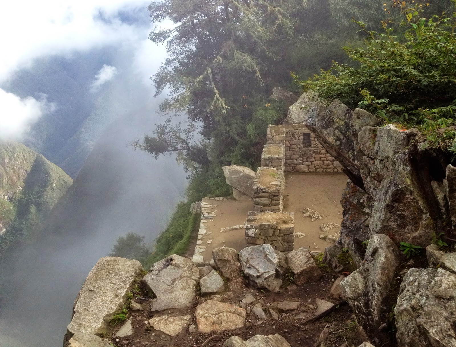 Hike the World: Inti Punku or 'Sun Gate' (Machu Picchu)