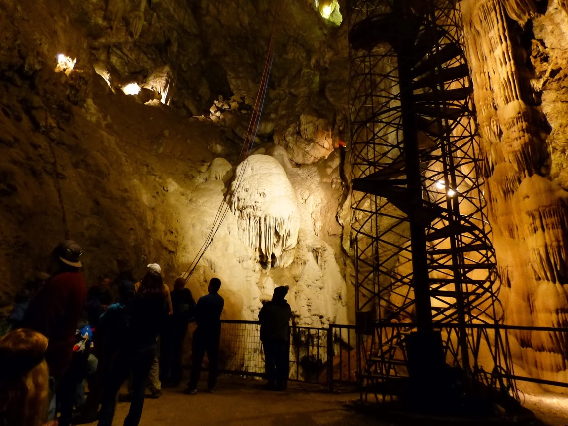 Geotripper: Inside the Biggest Cavern Opening in California: Moaning ...