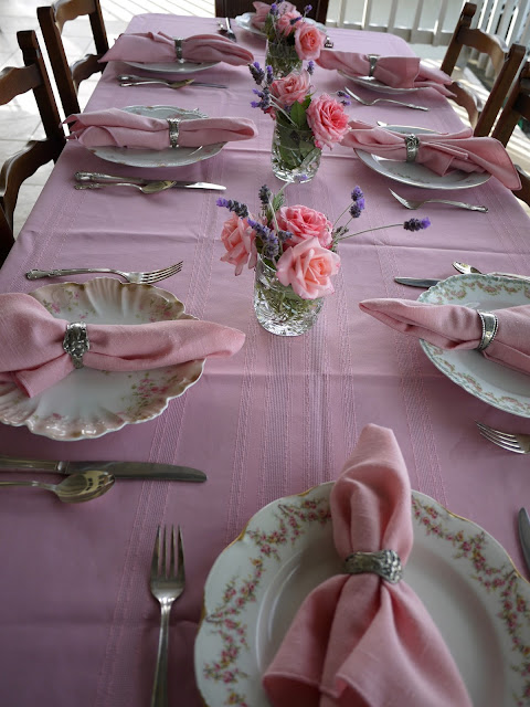 Tips for the Thriving Hostess | THRIVING WIVES