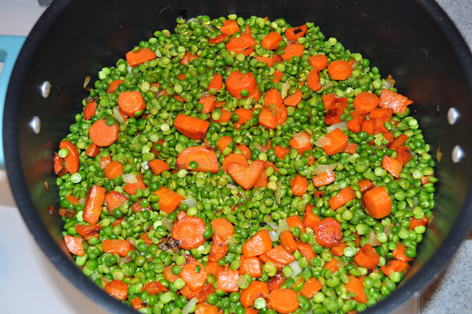 Holiday Sparkle: Split Pea Soup