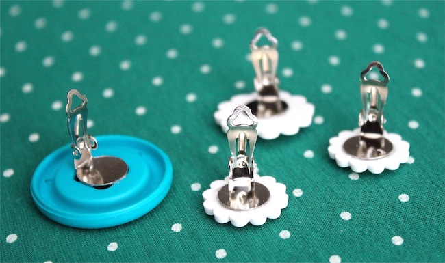 DIY: Shoe Clips Tutorial | Neon Rattail