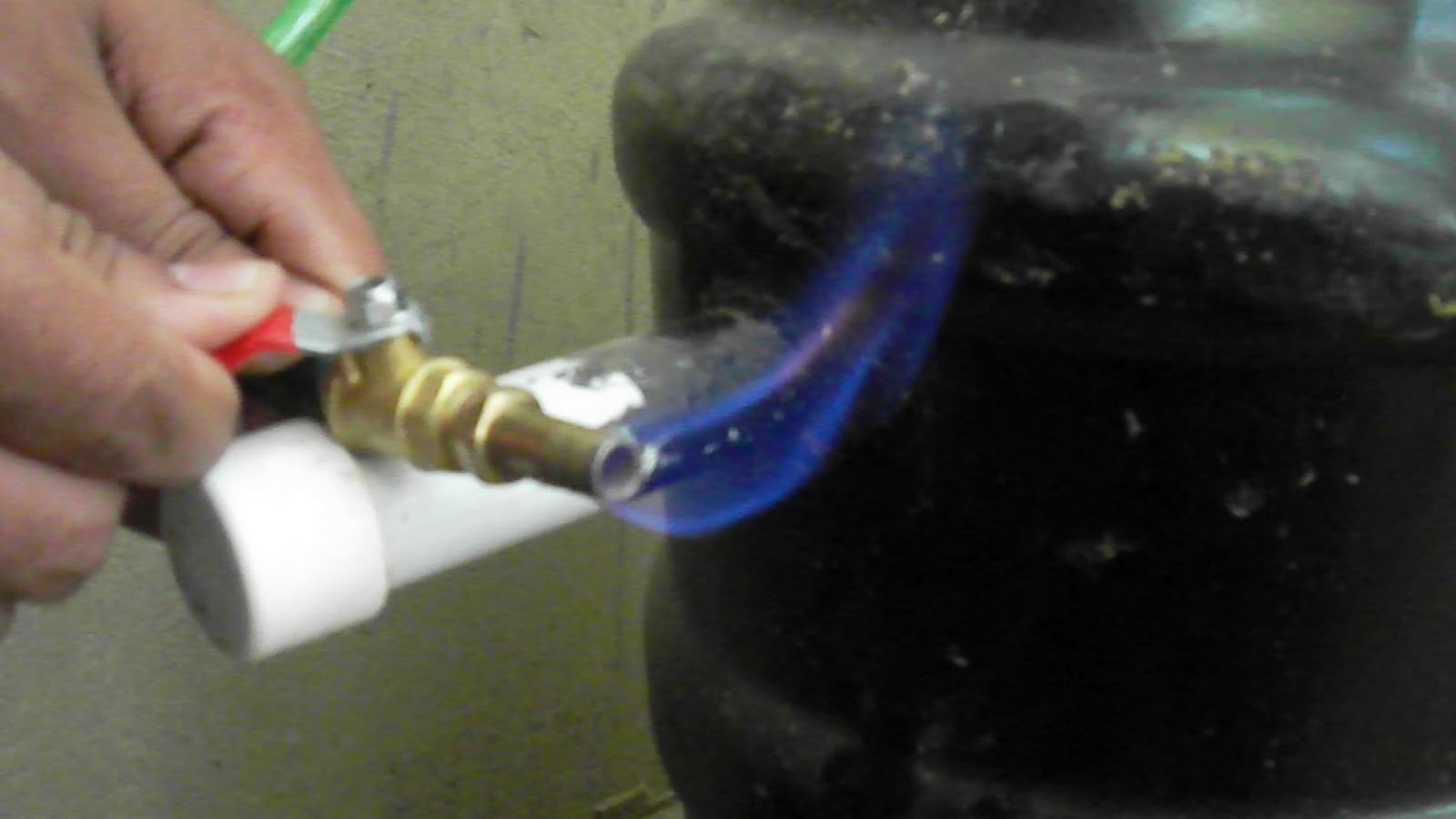 Mini Biogas Digester Project Photo Gallery ~ Biogas Plant (Anaerobic ...