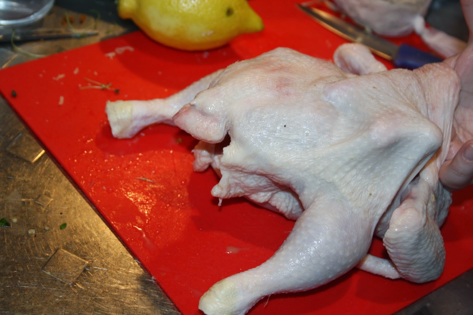 Ruokasurffausta: Uunissa paistettu kokonainen kana Jamie Oliverin tapaan