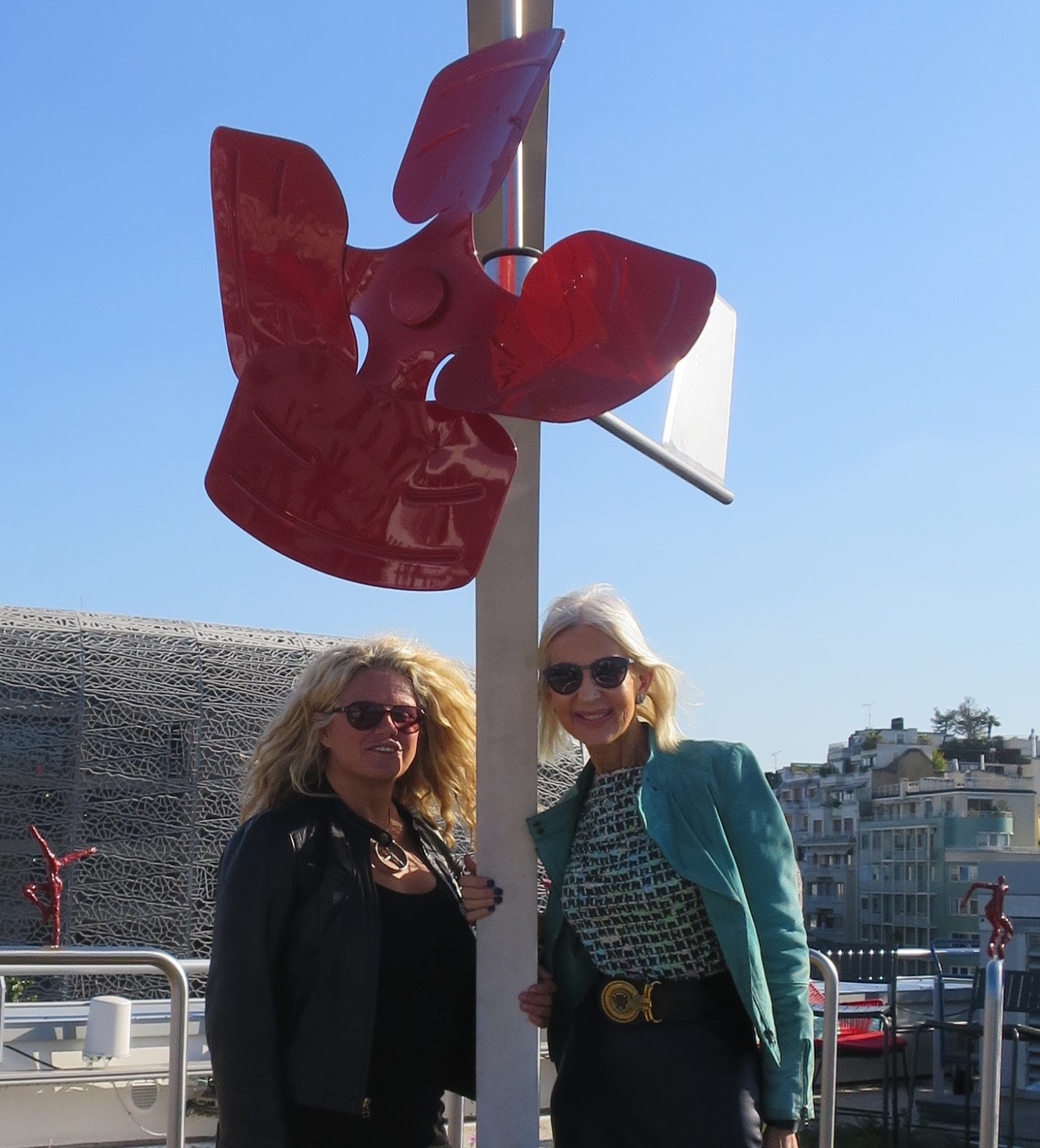 INTERNATIONAL LUXURY CONSULTING: NATHALIE DECOSTER Artiste Sculpteur ...