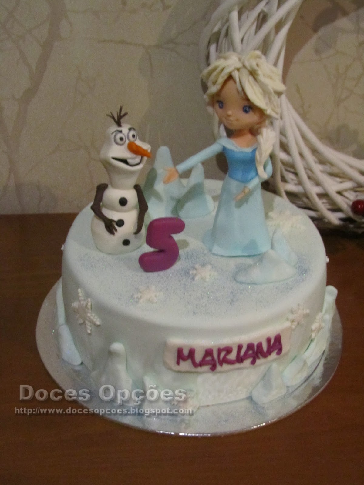 Doces Opções: Bolo de aniversário Frozen