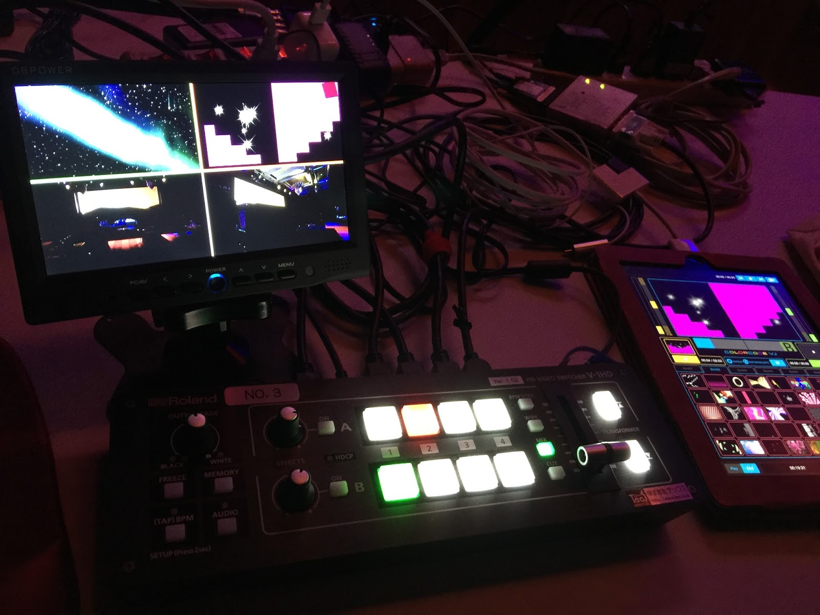 VJ TOOWAIIのPARTY! VISUAL!! ACTION!! vol.02: 超簡単！フルHDでのVJ set。機材アレコレご紹介〜♪