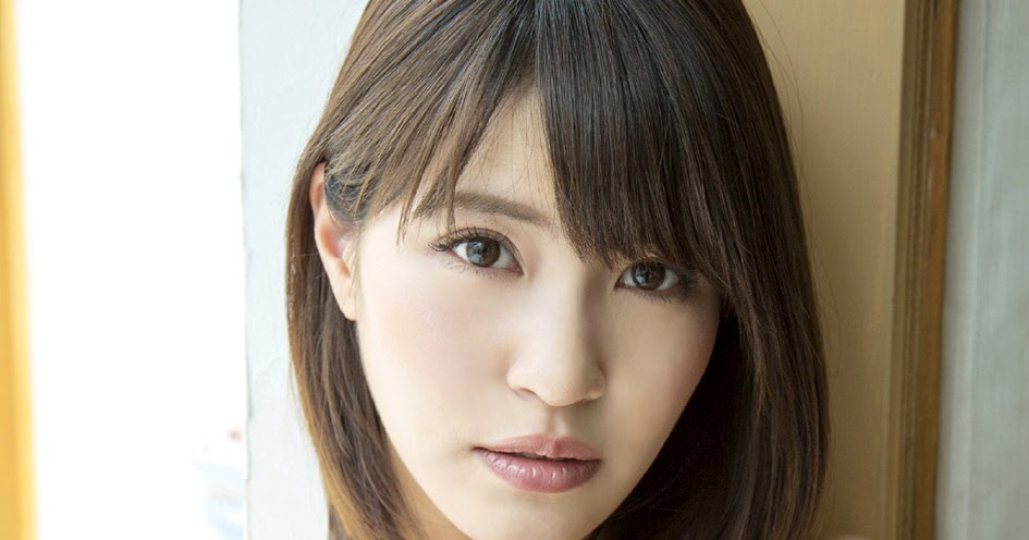 Asuka Kishi 岸明日香 - Sexy red bikini | AromePink