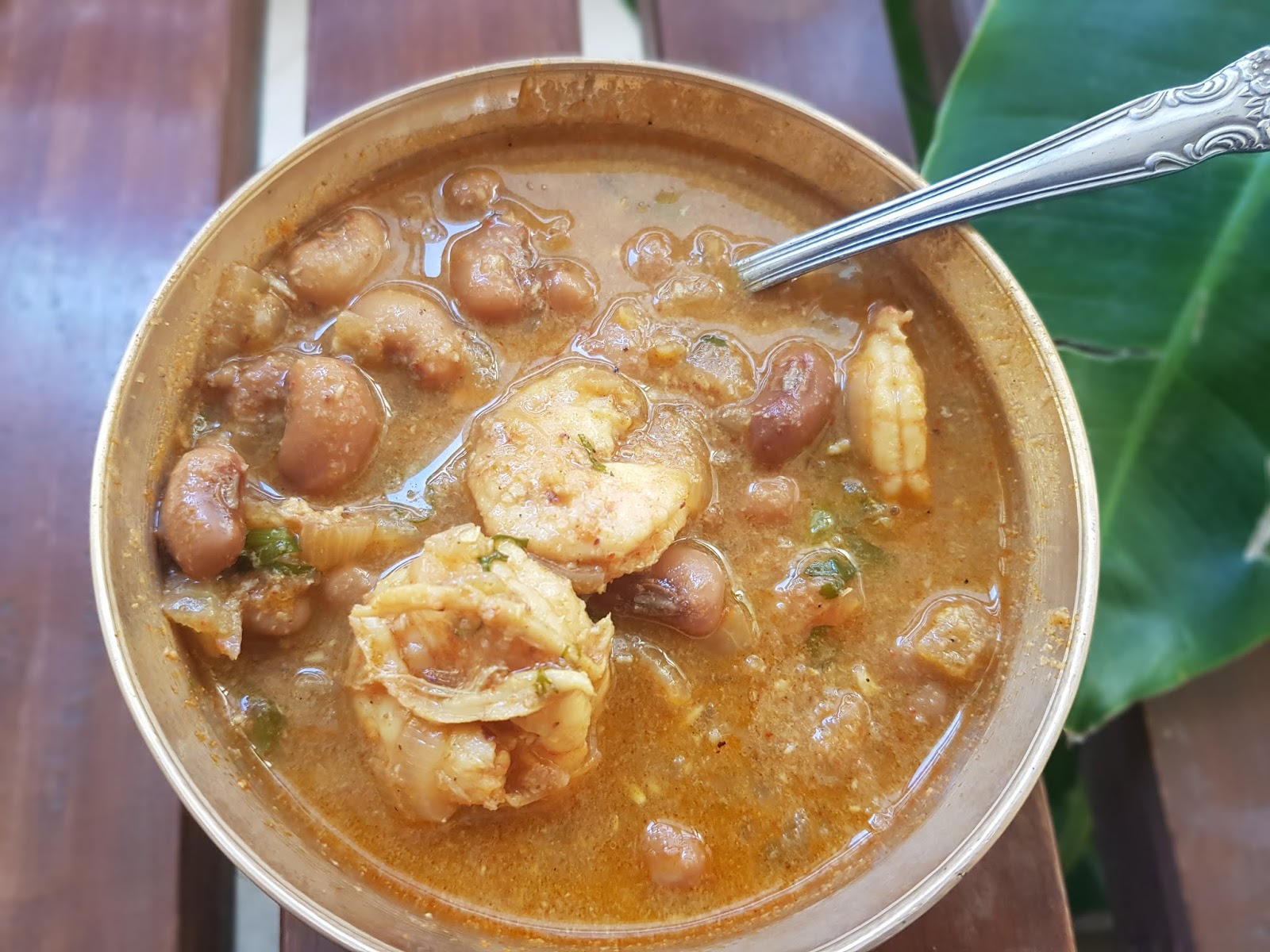 Alsande curry with prawns Or Black eye peas curry with prawns