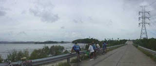 wowpagbilao: Quipot Bridge