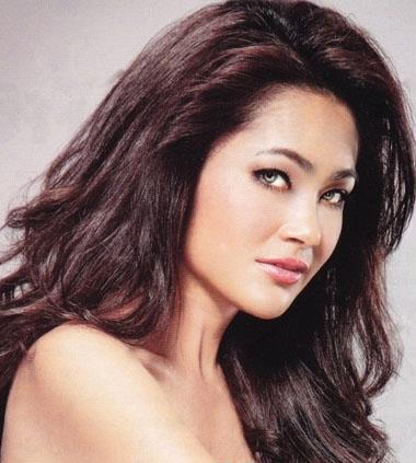 All about Khmer Stars: Chorn Chan Leakhena in Angelina Jolie Style