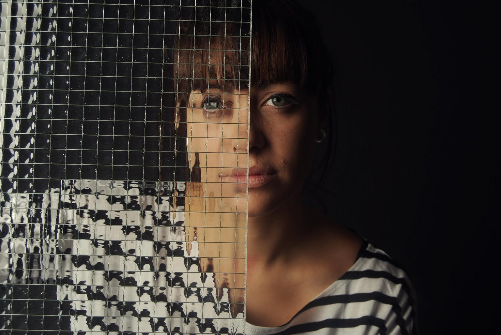 Sikhanyiso Ndlovu: Distorted glass