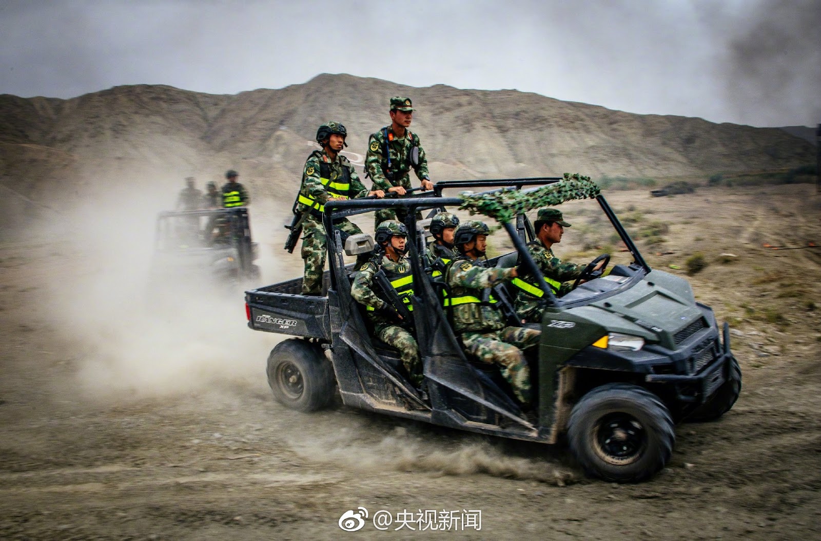 China Defense Blog: PR photos of the day: PAP, China's other ground force.