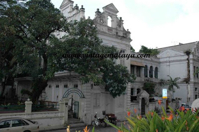 de' Lenjen : BANGUNAN PENTABIRAN KERAJAAN