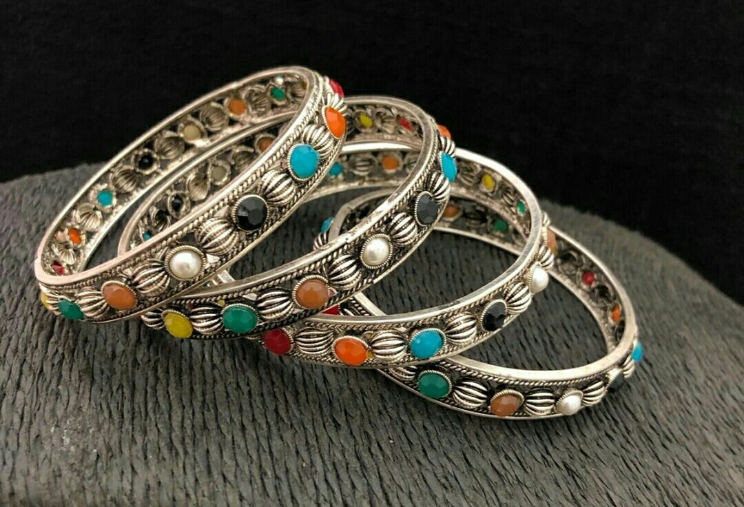 Silver jewelry special - Silver bangles designs