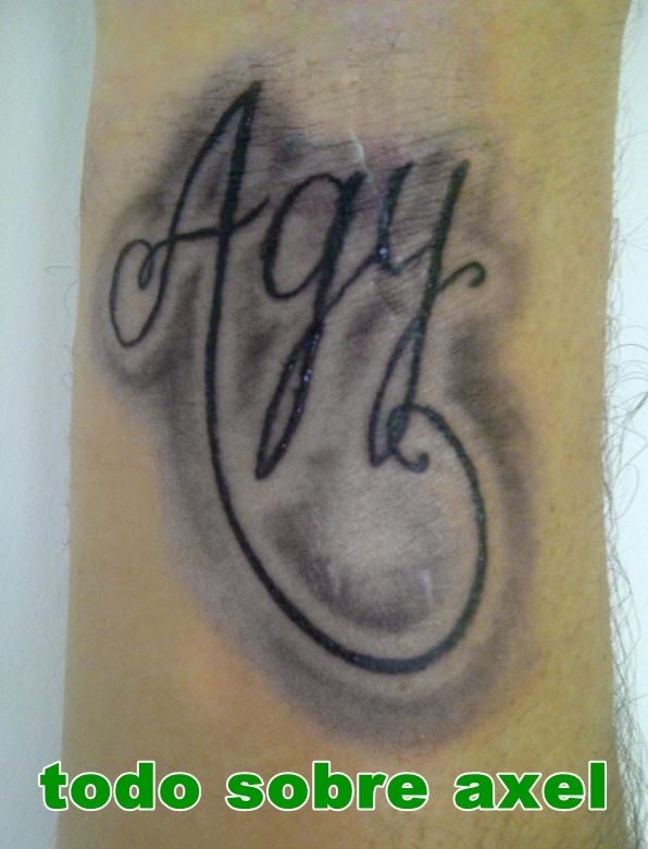 Todo Axel: Hermoso tatuaje