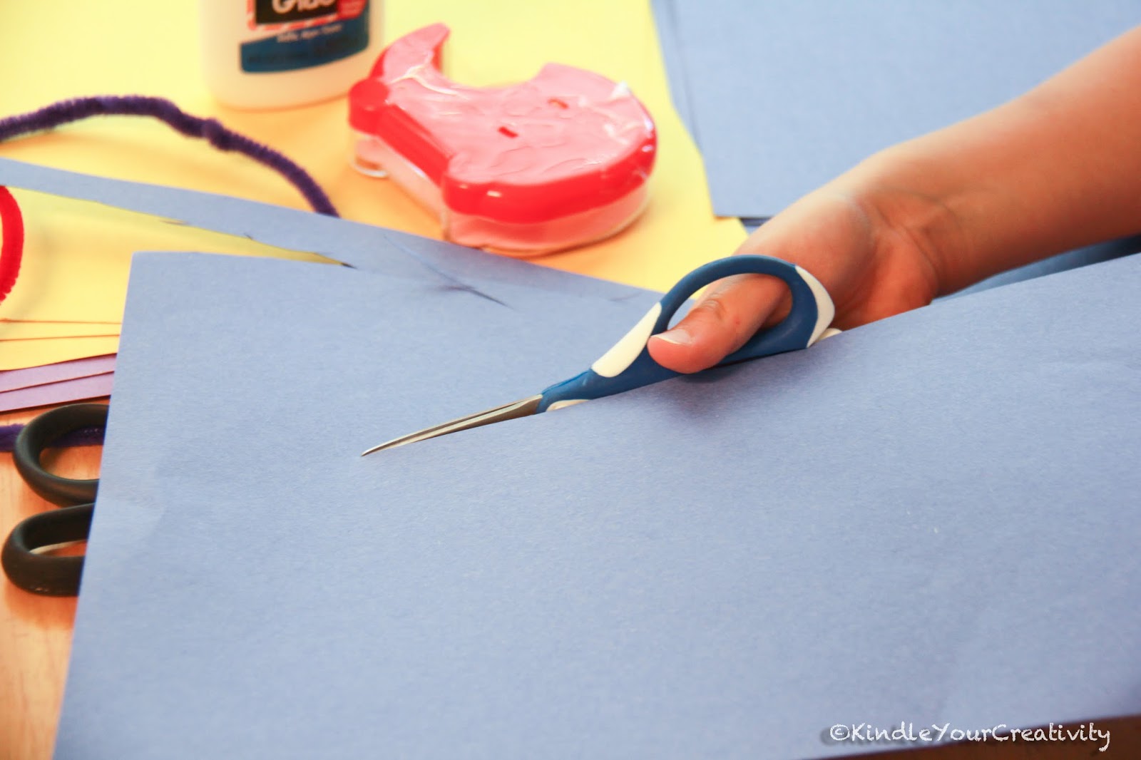 Kindle Your Creativity: Crazy Paper Wig