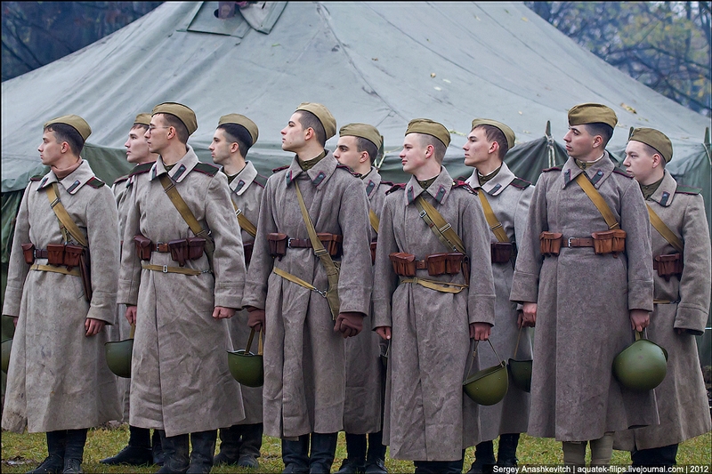 Red Army in Autumn 1943 ~ vintage everyday