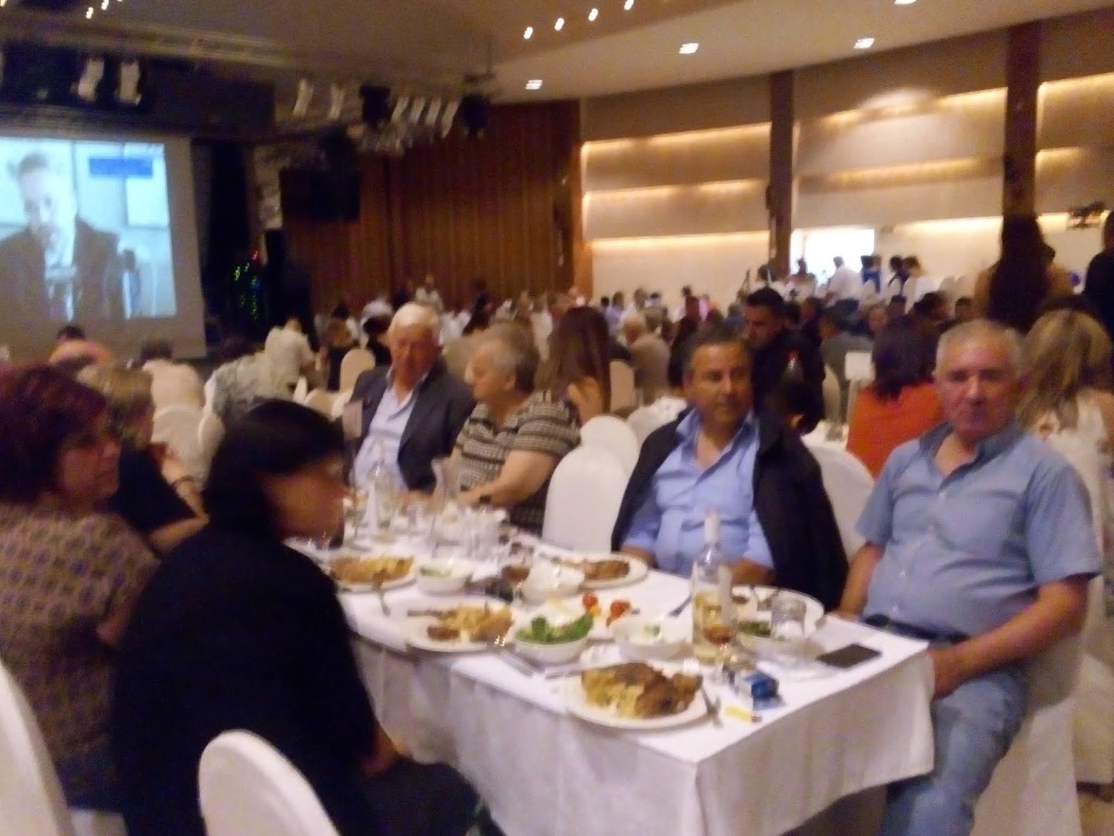 Με Ψωμιαδη Καραπαναγιωτιδη και πληθος φιλων γιορτασε τα 50στα του ...