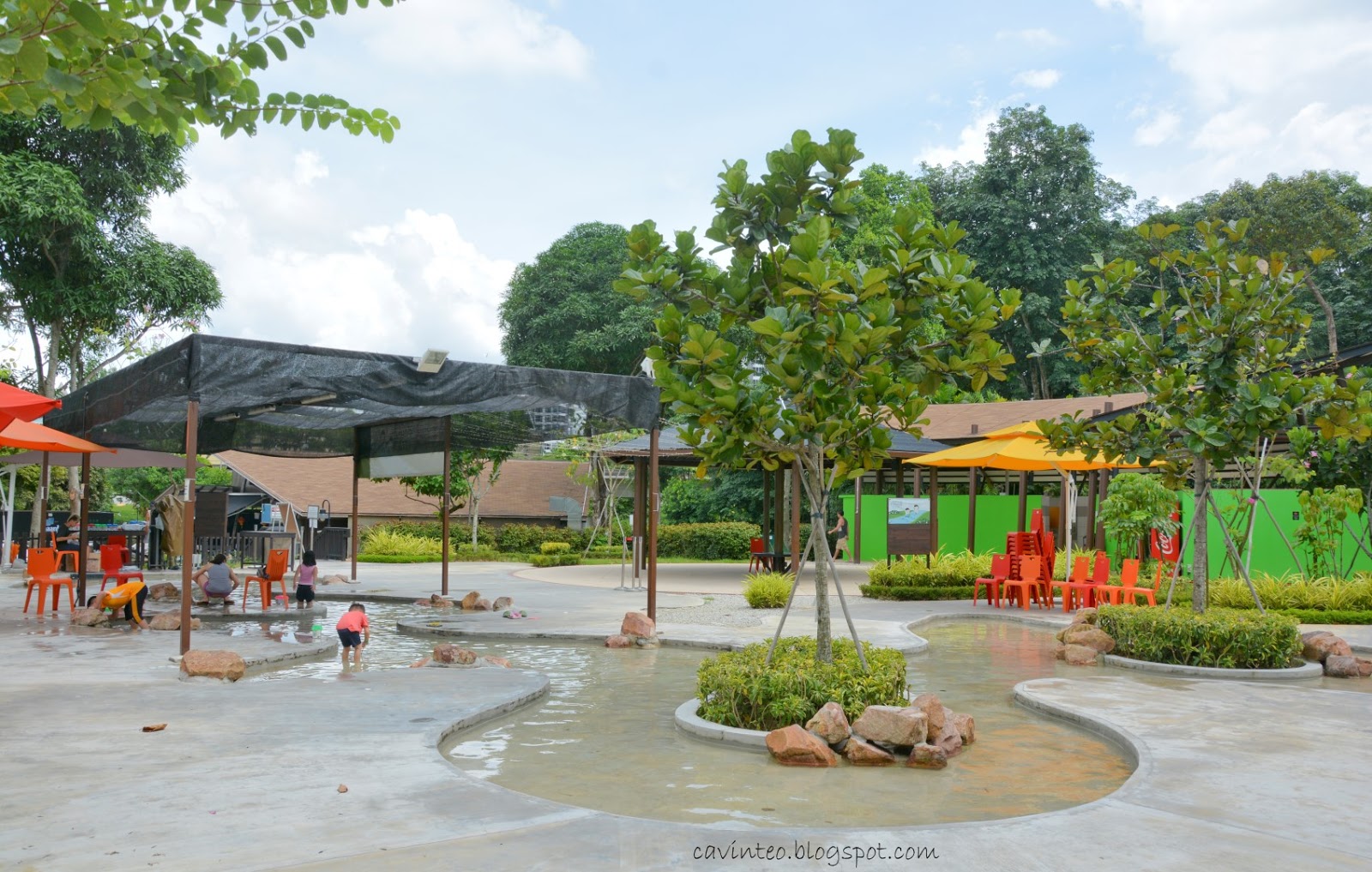 Entree Kibbles: Relive Longkang Fishing - A Popular Activity Among ...