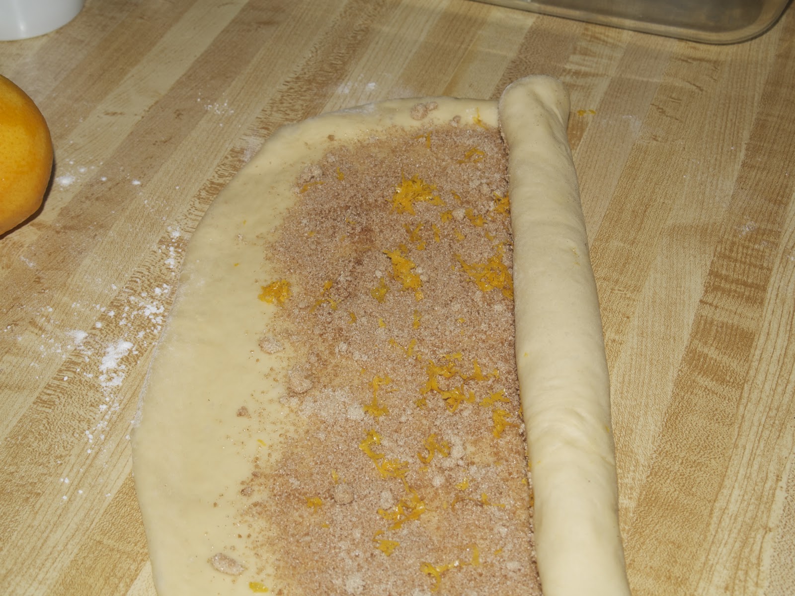 Meg Henning: Blue Ribbon Cinnamon Rolls