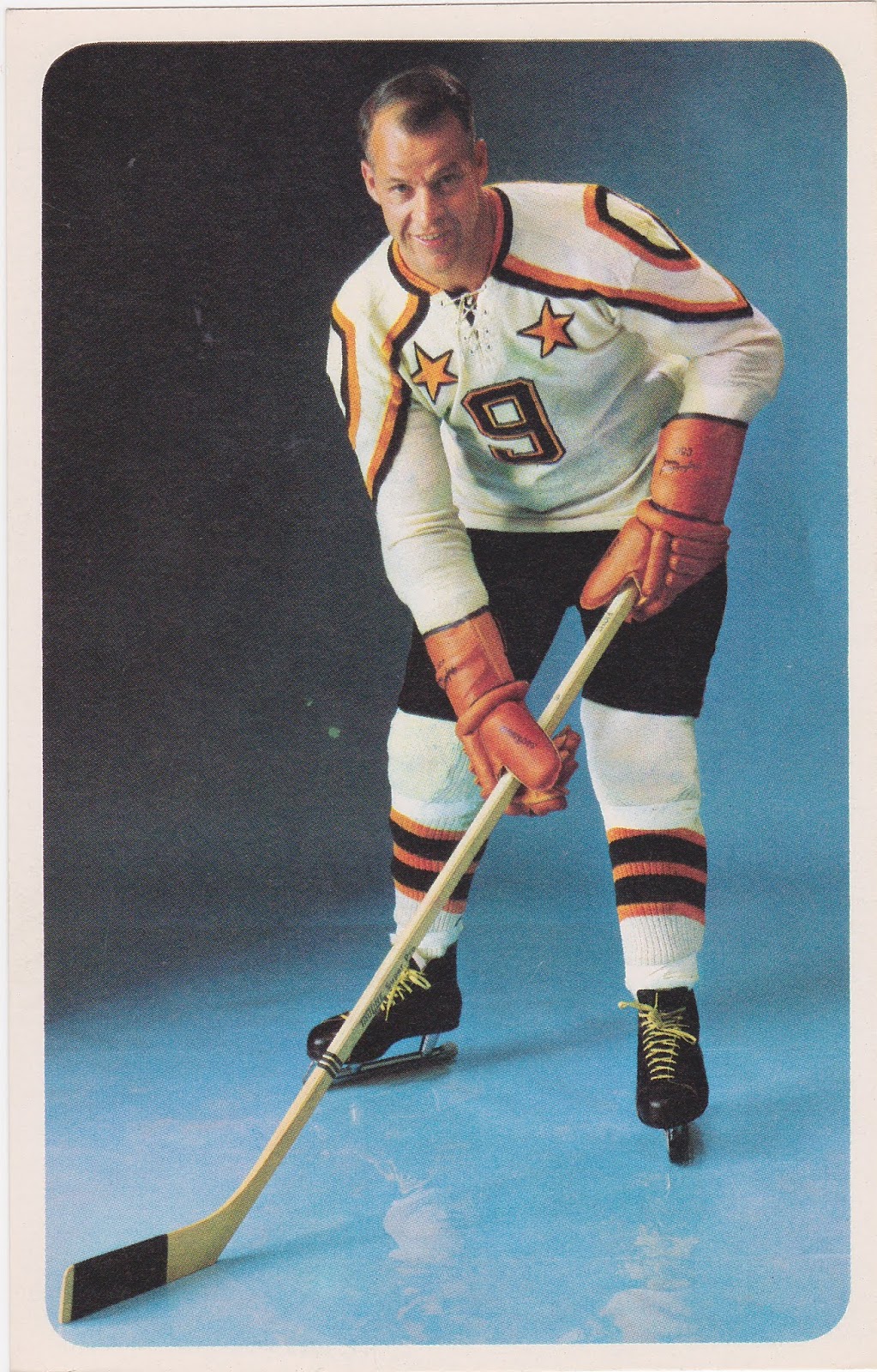 The Five Tool Collector: Eaton's Gordie Howe Postcard