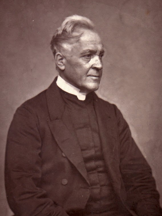 ROBERTSON FAMILY PHOTO ALBUM COLLECTION